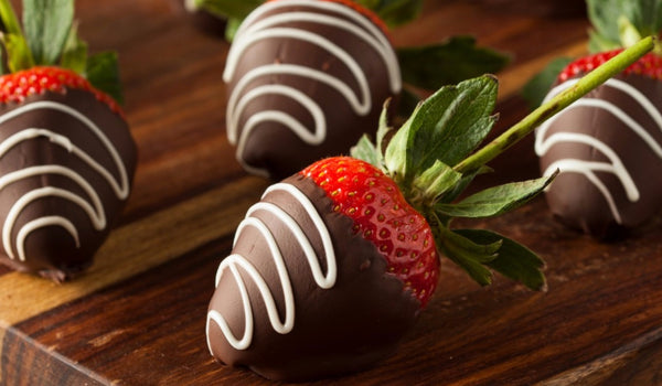 Delisious Chocolate Dipped Strawberry(#1163) - Nibbles and Nuts